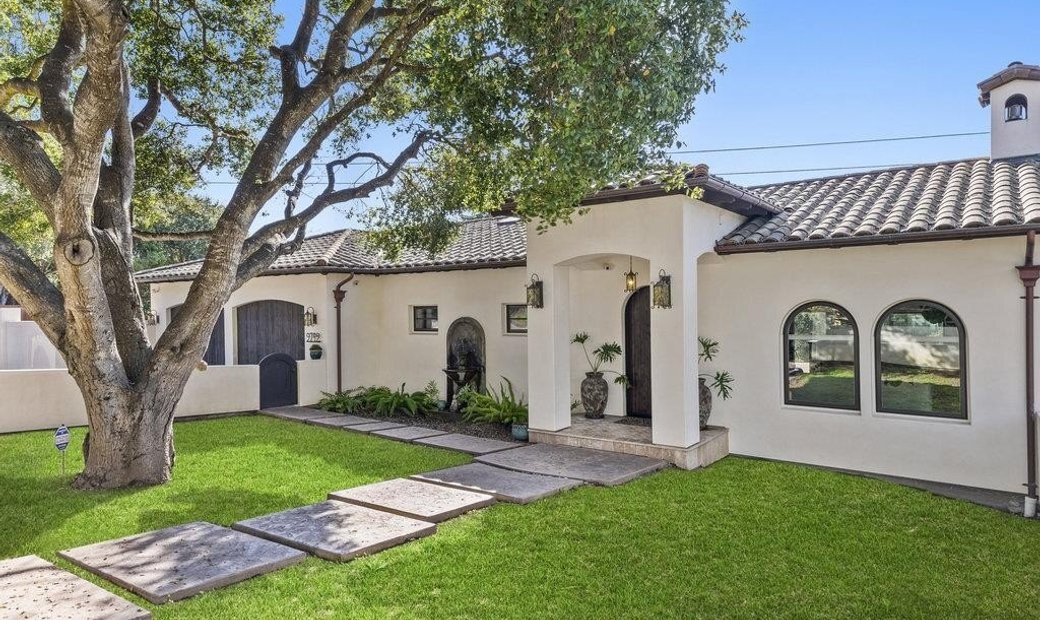 Beautiful Custom Spanish Style Home On Over In Aptos, California ...