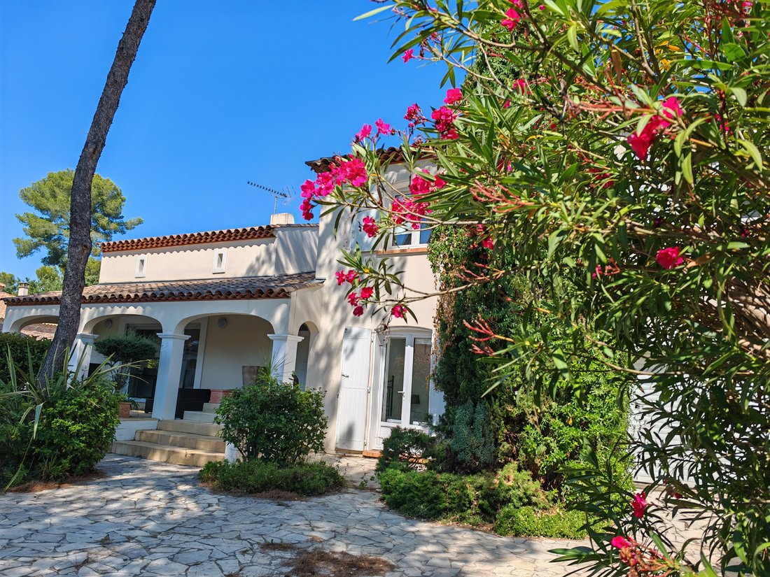 5 6 Bedrooms, Traditional House In The South In Montpellier, Occitanie ...