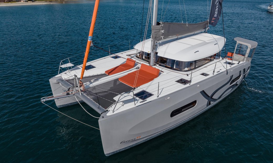 Excess 11 In United States For Sale (15090524)