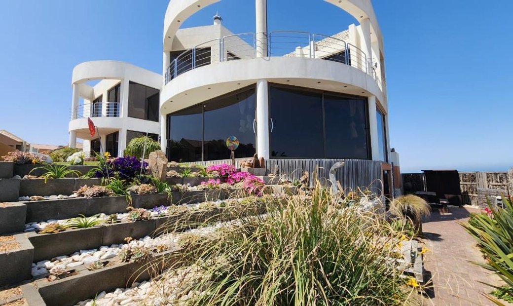 For Sale 3 Bedroom Beach Front House In In Walvis Bay, Erongo Region ...