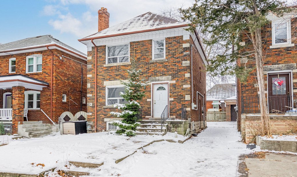 Humewood Cedarvale In Toronto, Ontario, Canada For Sale (15090389)