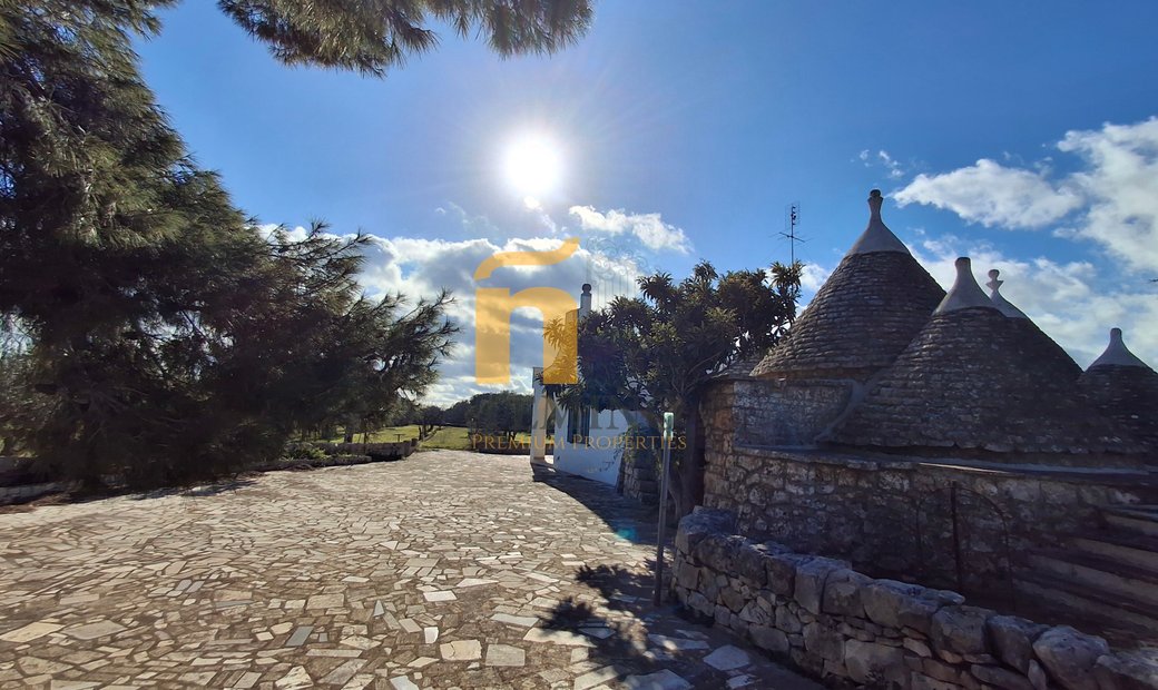 Villa With Trulli For Sale In Ostuni: A Perfect Blend Of In Apulia ...