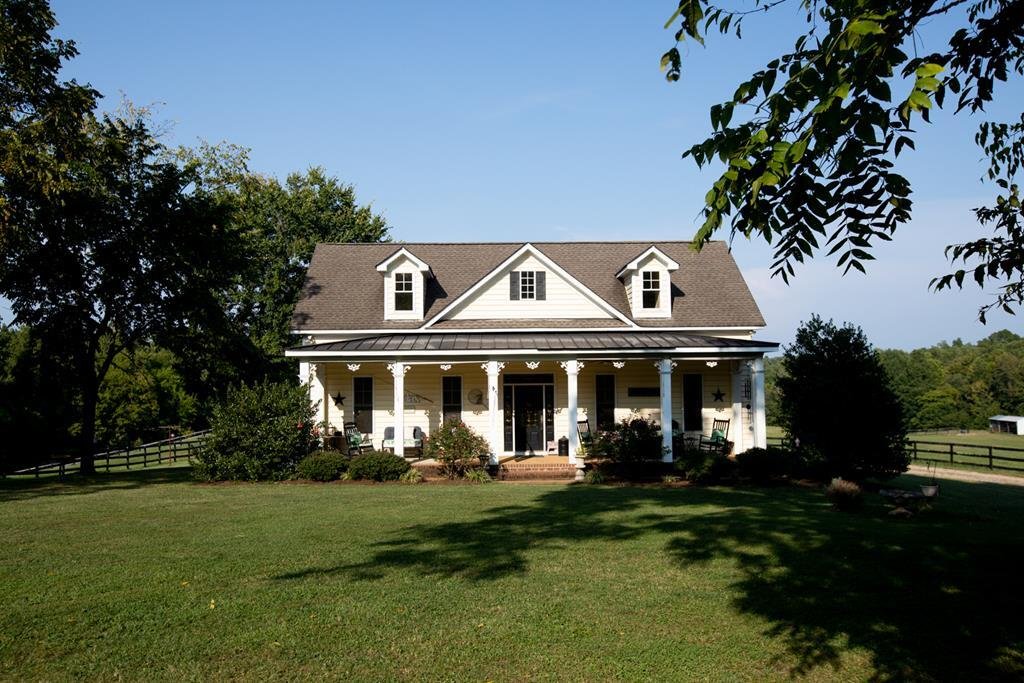 3 Bedrooms Single Family Detached In Rice, Virginia, United States For ...