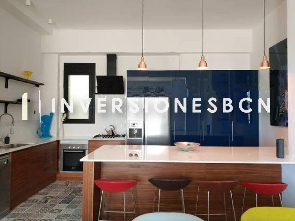 Barcelona Flat In Barcelona, Catalonia, Spain For Sale (15099999)