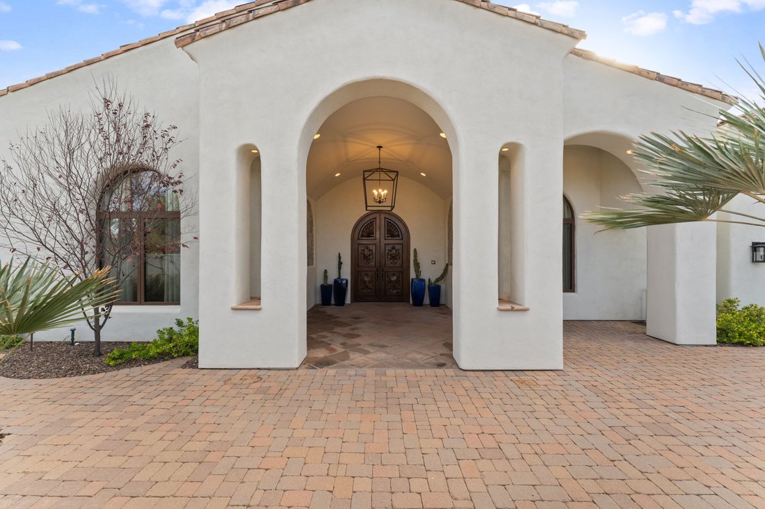 Portales Del Sol In Scottsdale, Arizona, United States For Sale (15098089)