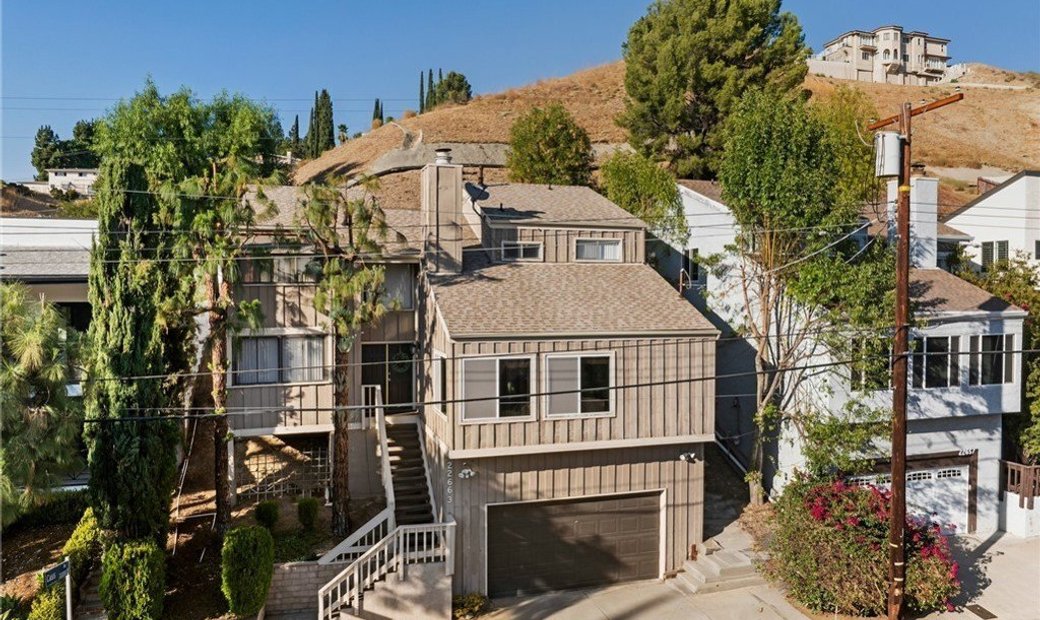 Woodland Hills Charmer In Los Angeles, California, United States For ...