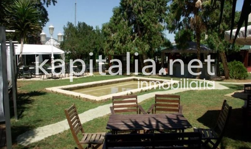 Canals Villa In Canals, Spain For Sale (15106793)