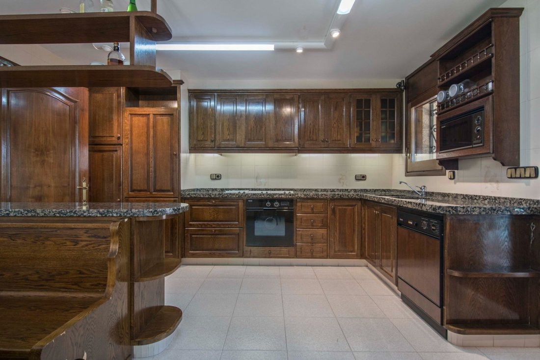 Olius Masia In Olius, Spain For Sale (15100169)