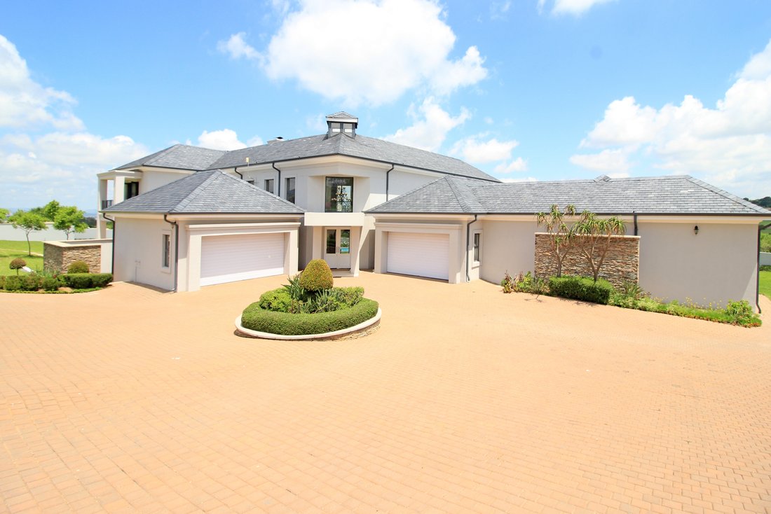 Opulent 5 Bedroom Estate With Expansive In Midrand, Gauteng, South ...