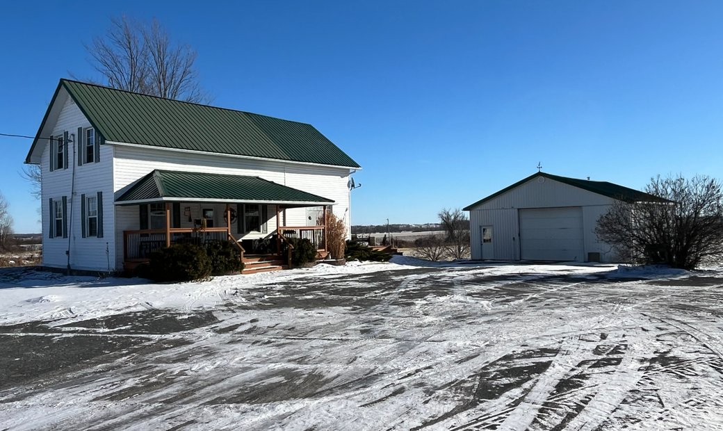 North Dundas Residential In Winchester, Ontario, Canada For Sale (15103435)