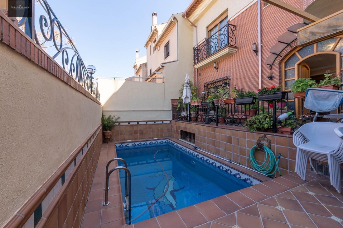 Granada House In Granada, Andalusia, Spain For Sale (15108566)