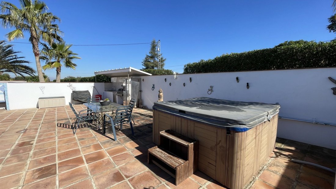 Coín Villa In Coín, Andalusia, Spain For Sale (15105102)