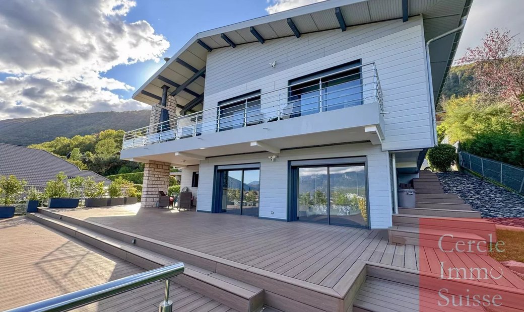 Annecy House In Annecy, Auvergne Rhône Alpes, France For Sale (15113737)
