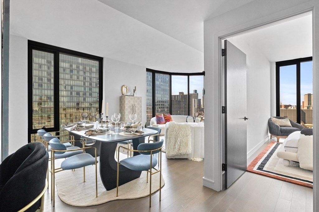 Condo Boston In Boston, Massachusetts, United States For Sale (15117470)