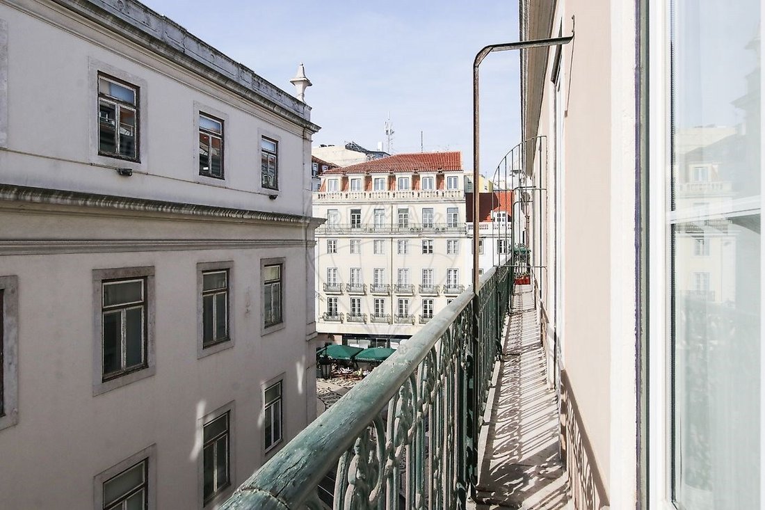 Wohnung T4 Zum Verkauf In Chiado In Santa Maria Maior, Lissabon ...