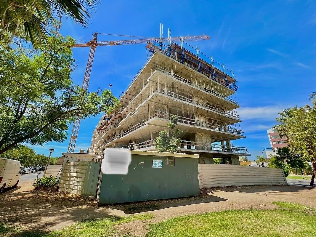Development Under Construction Located In The In Faro, Faro District, Portugal For Sale (12792127)