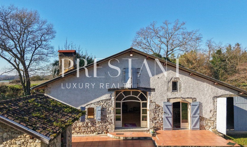 Propri?T? En Pierre Offrant Une Vue In Orthevielle, Nouvelle Aquitaine, France For Sale (15118776)