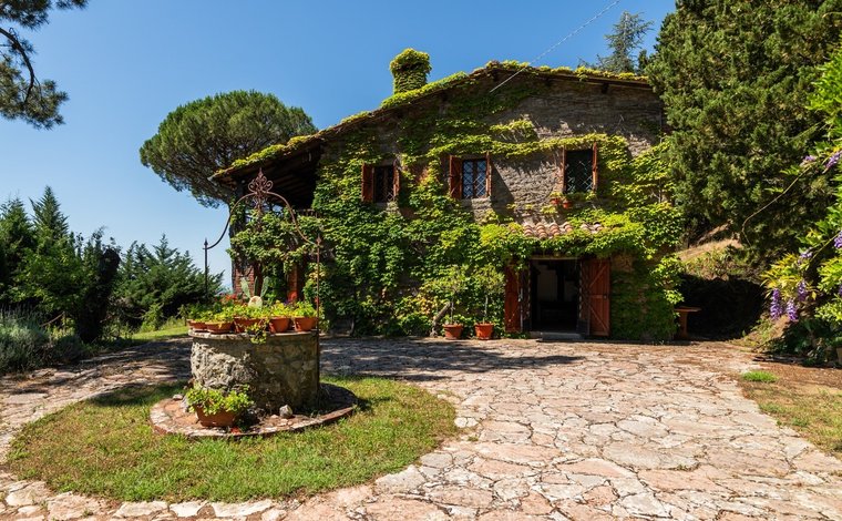 Italian Country House