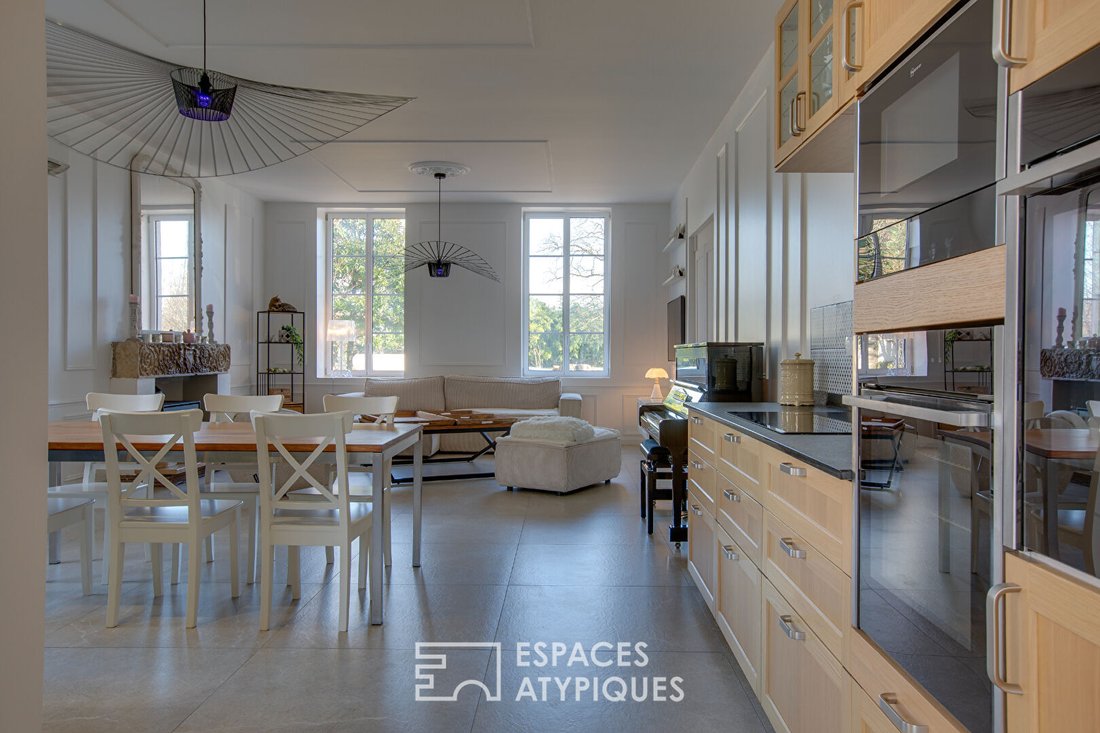 Mansion In Soothing, Modern Tones In Dax, Nouvelle Aquitaine, France ...