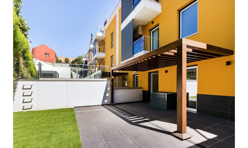 2 Bedroom Apartment, Private Terrace And, Communal Garage In Lisboa ...