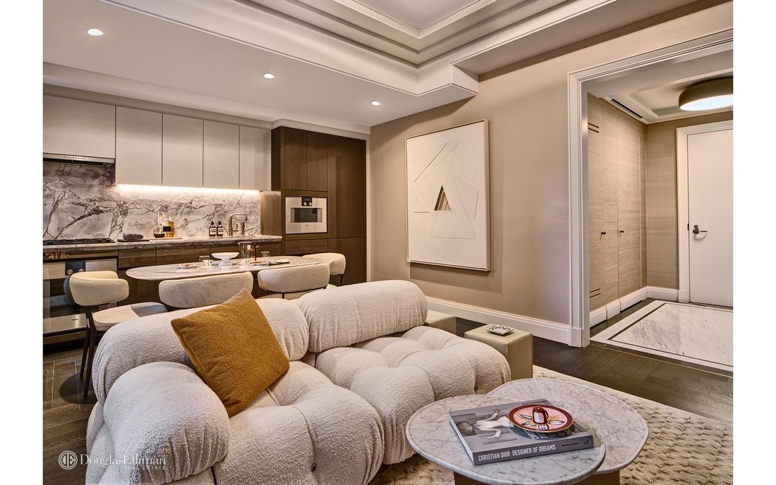 Condo New York In New York, New York, United States For Sale (15125704)