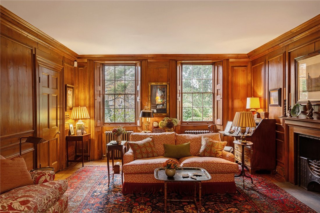 The Mount, London In London, England, United Kingdom For Sale (15130047)