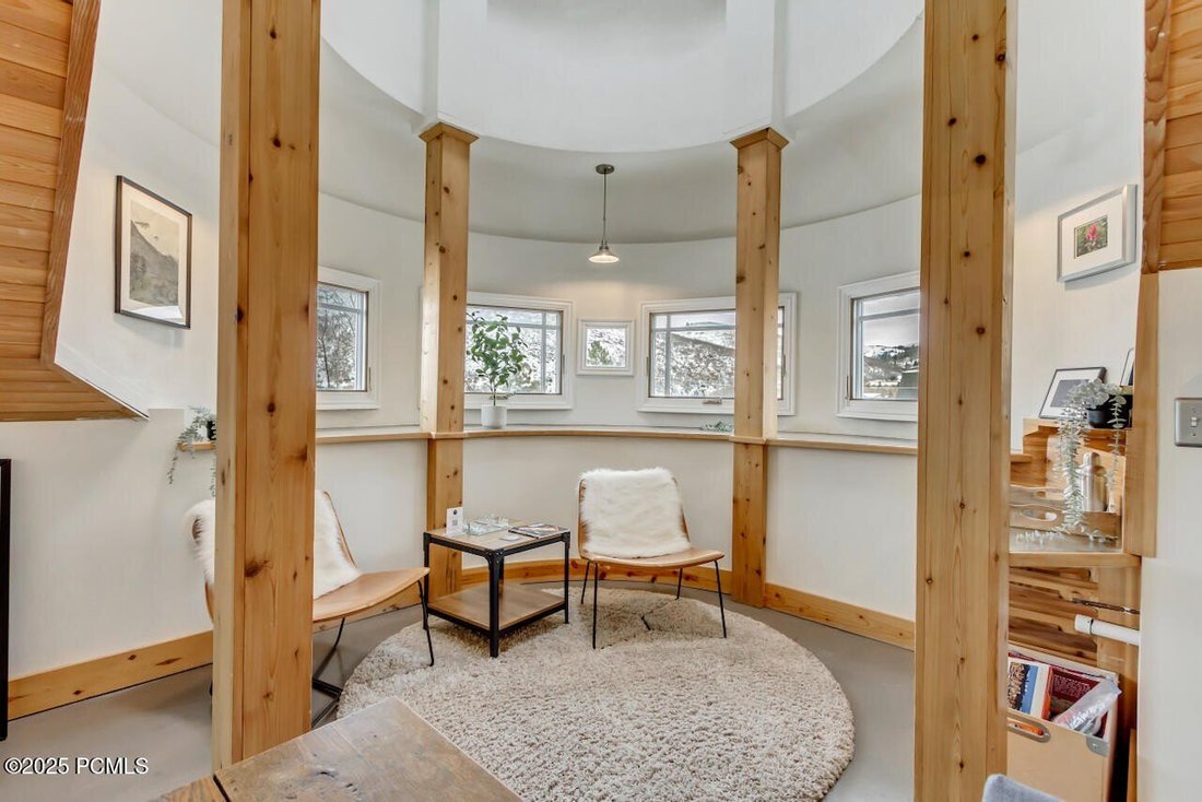 Upgraded Top Floor Corner Condo In Empire In Park City, Utah, United ...