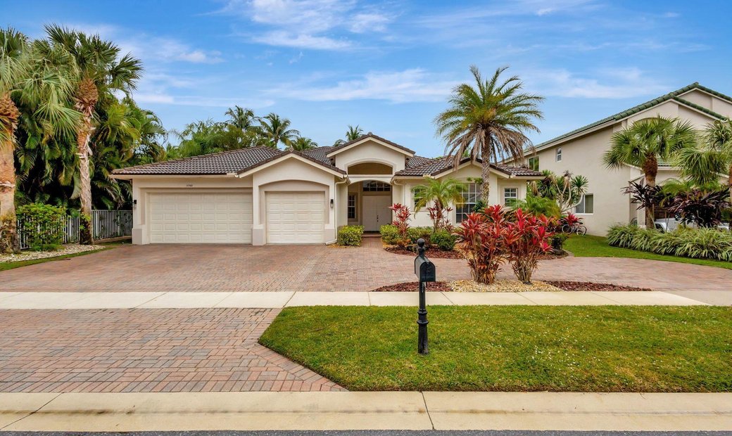One Story Home In A Resort Style In Wellington, Florida, United States ...
