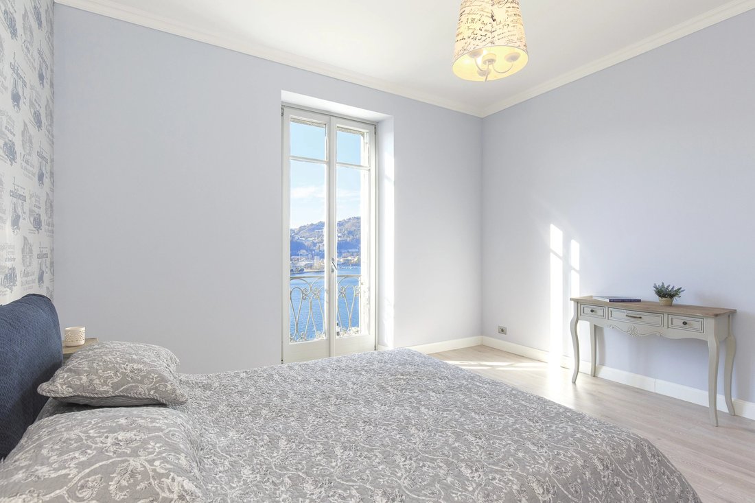 Apartment On Two Levels, Lake View, Center Of Como In Como, Lombardy ...