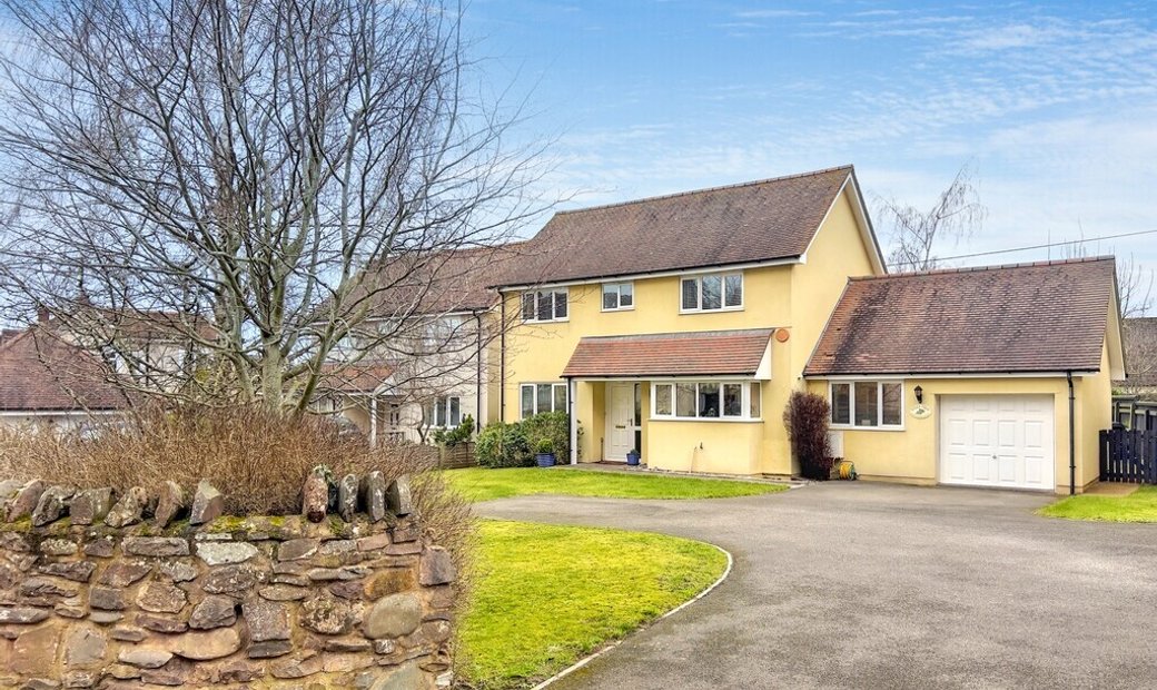 Folly View Is An Exceptional Extended In Dunster, England, United ...