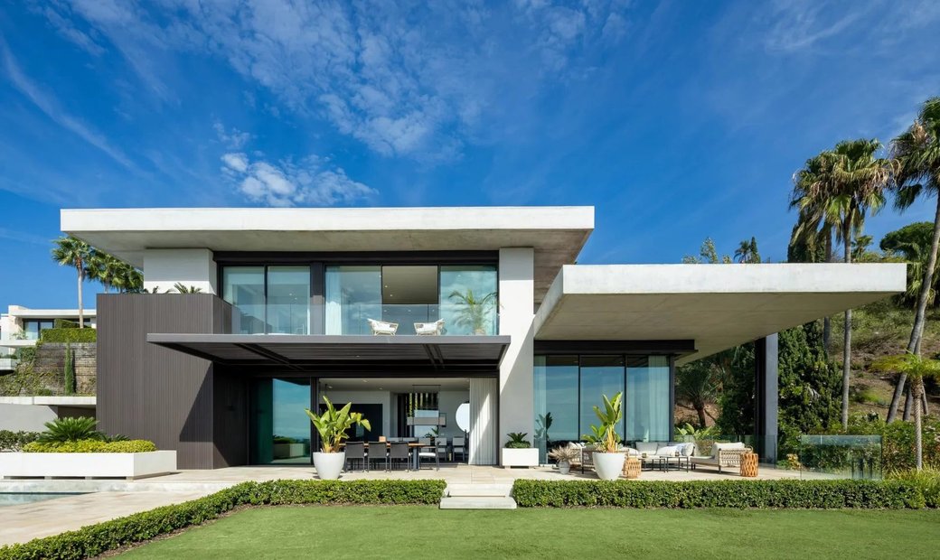 Exceptional Villa In La Quinta: Contemporary In Marbella, Andalusia ...