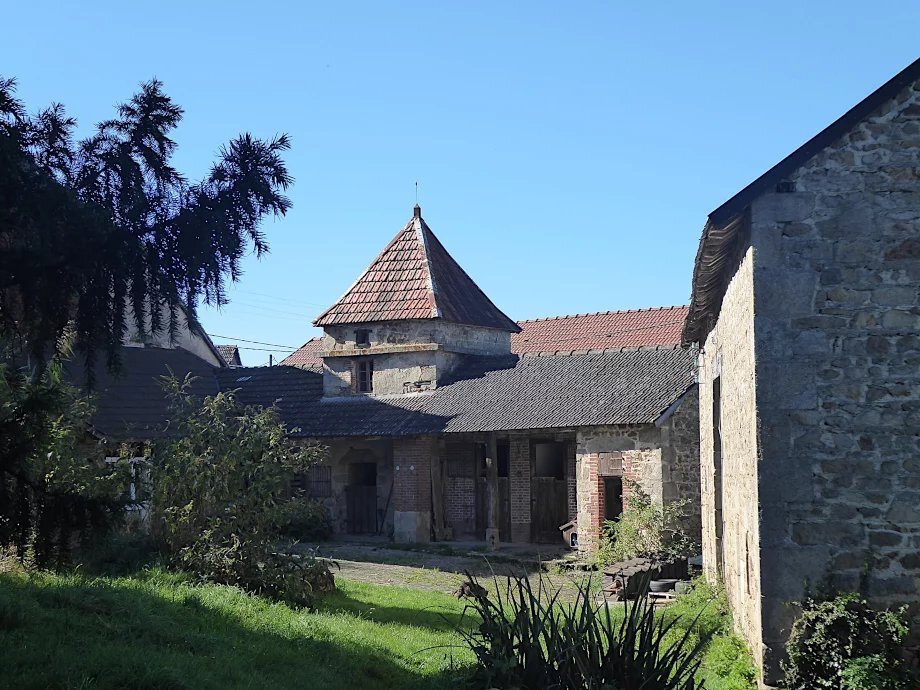 Creuse : Manor 550m2 In Vallière, Nouvelle Aquitaine, France For Sale ...