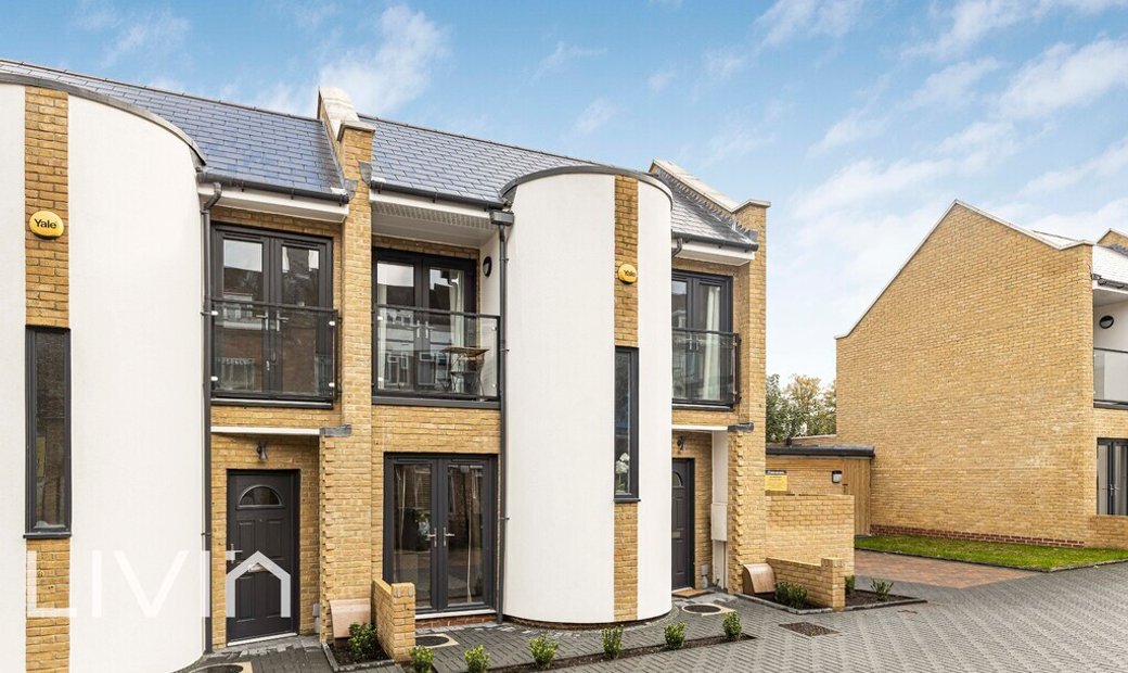 Introducing A Stunning Newly Built In South Croydon, England, United ...