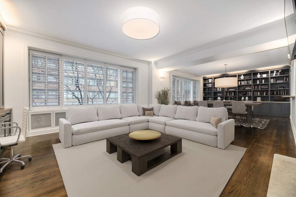 Renovated Three Level Townhome Like Condo In Chicago, Illinois, United ...