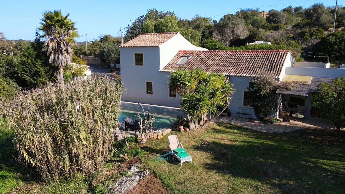 Beautiful Bohemian Farmhouse Located A Short Drive In Guia, Algarve ...