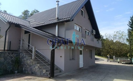 Casas de lujo para comprar en Grad Novi Marof, Condado de Varaždin ...