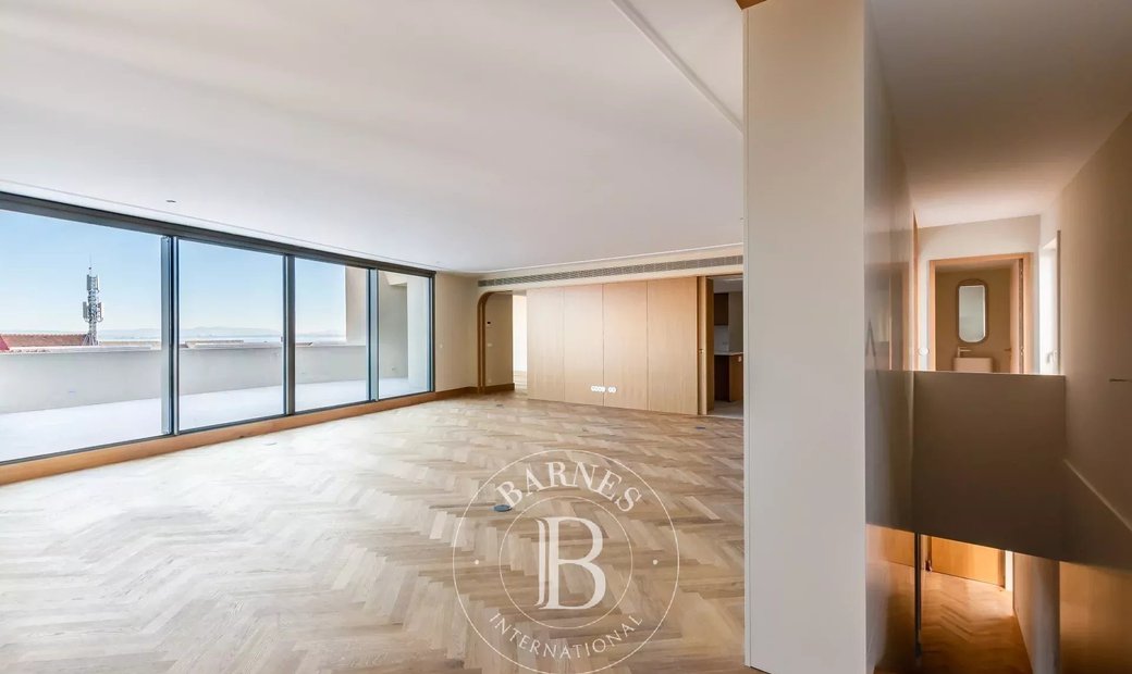 Terrace And River View In Lisboa, Lisbon, Portugal For Sale (15147343)