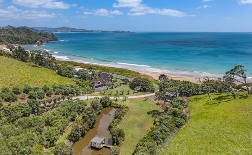 Luxury homes with garage for sale in Matapouri, Northland, New Zealand ...