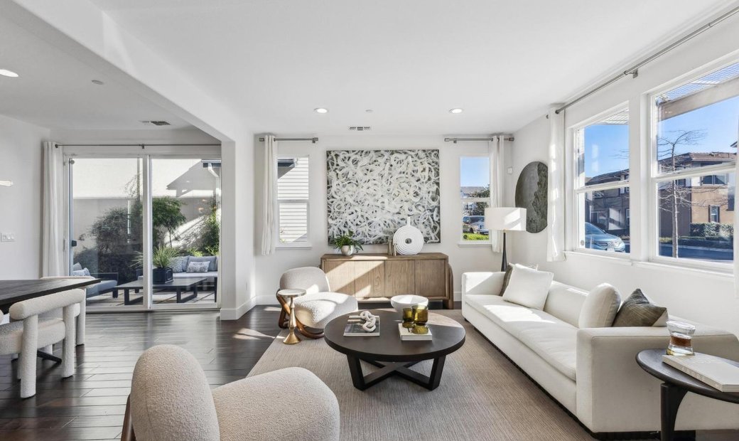 Sophisticated Living In Alameda Landing In Alameda, California, United ...