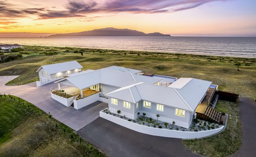 Luxury lakefront homes for sale in Waikanae Beach, Wellington, New ...
