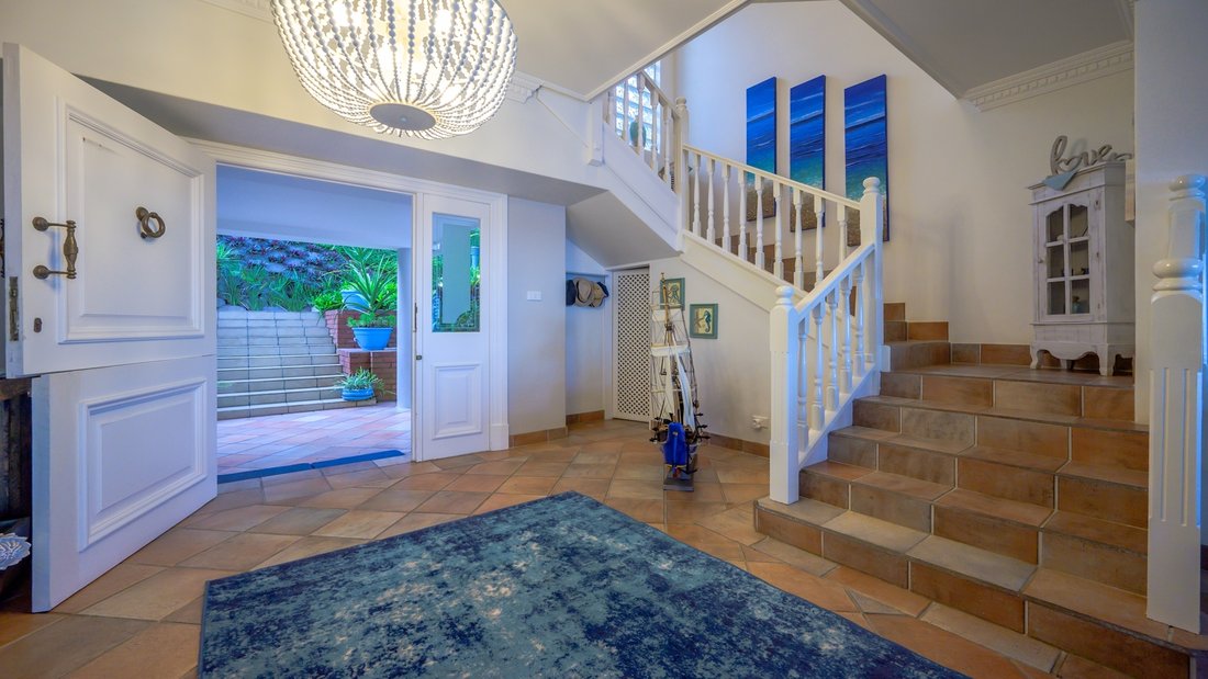 Spectacular Beach Home Direct In Dolphin Coast, Kwa Zulu Natal, South ...