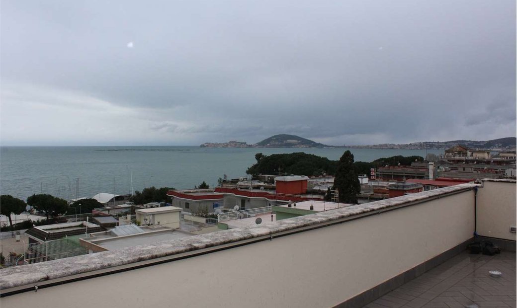 Formia Via Vitruvio Attico Panoramico Arredato Dans Formia, Latium ...