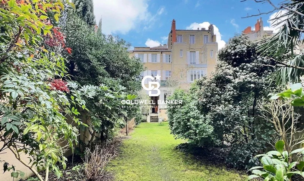 Bordeaux House In Bordeaux, Nouvelle Aquitaine, France For Sale (15150988)