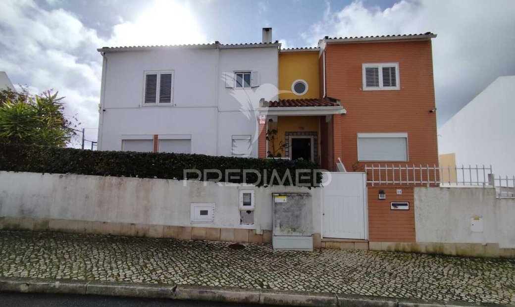 Main Highlights 6 Rooms (All In Suite) Between In Palhais E Coina ...