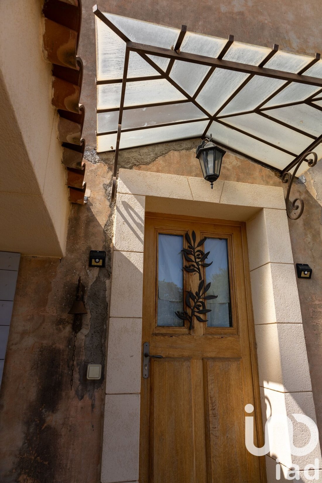 Vente Domaine 5 Pièces In Violès, Provence Alpes Côte D'azur, France ...