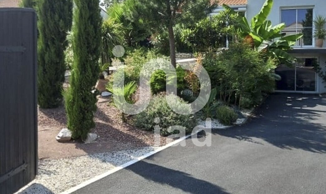 Vente Maison/Villa 5 Pièces In Yves, France For Sale (15161611)