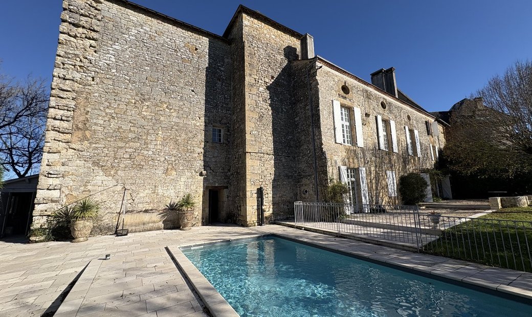 Magnificent Restored Château In In Sainte Orse, Nouvelle Aquitaine ...