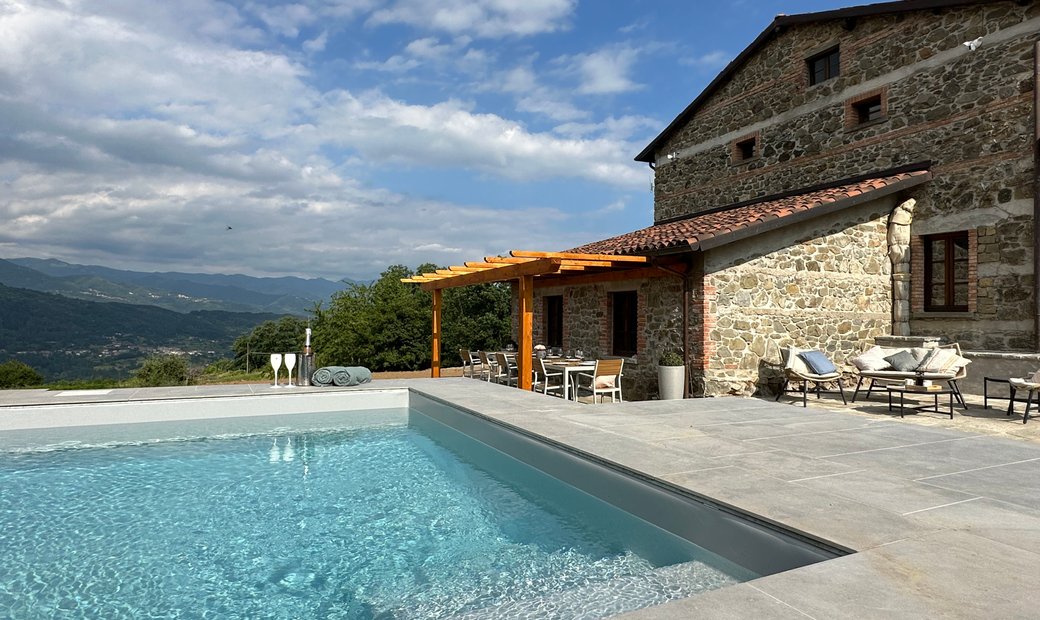 Lovely Restored Panoramic Country House With In Camporgiano, Tuscany ...