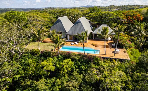 Luxury beachfront villas for sale in Cuvu, Western Division, Fiji ...