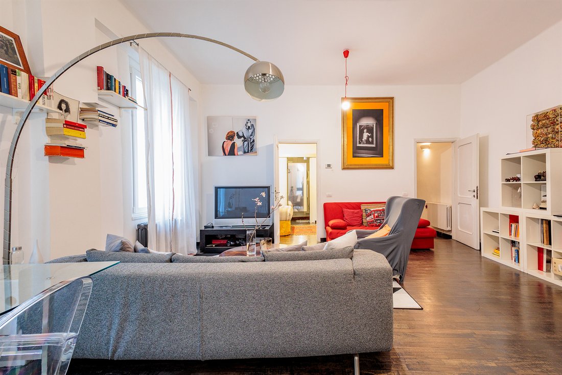 Apartment With Terrace In A Small Detached Building In Milan, Lombardy ...